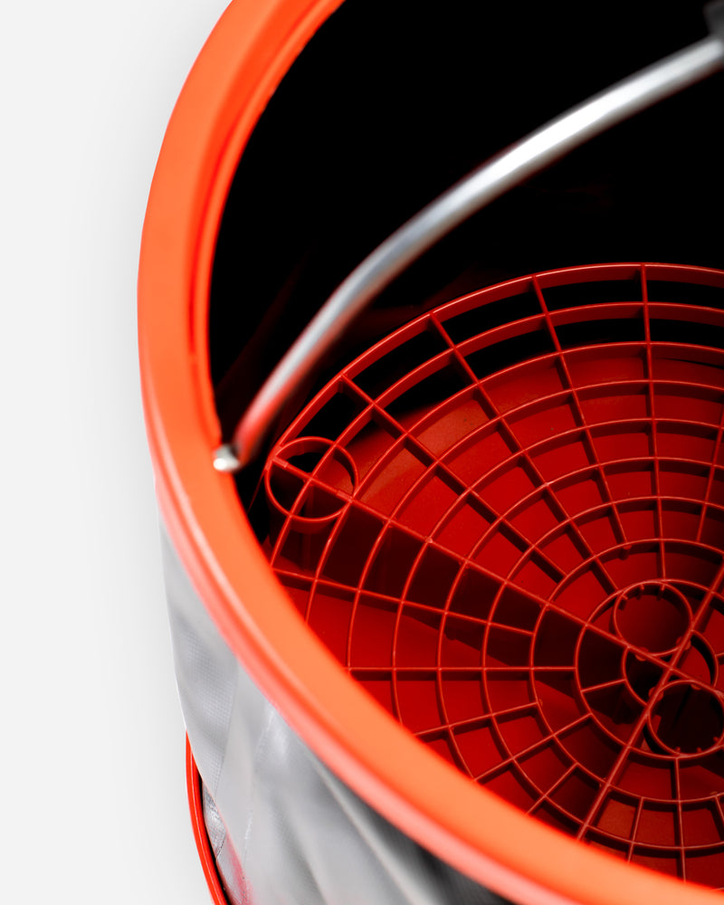 Adam's Collapsible 5 Gallon Bucket